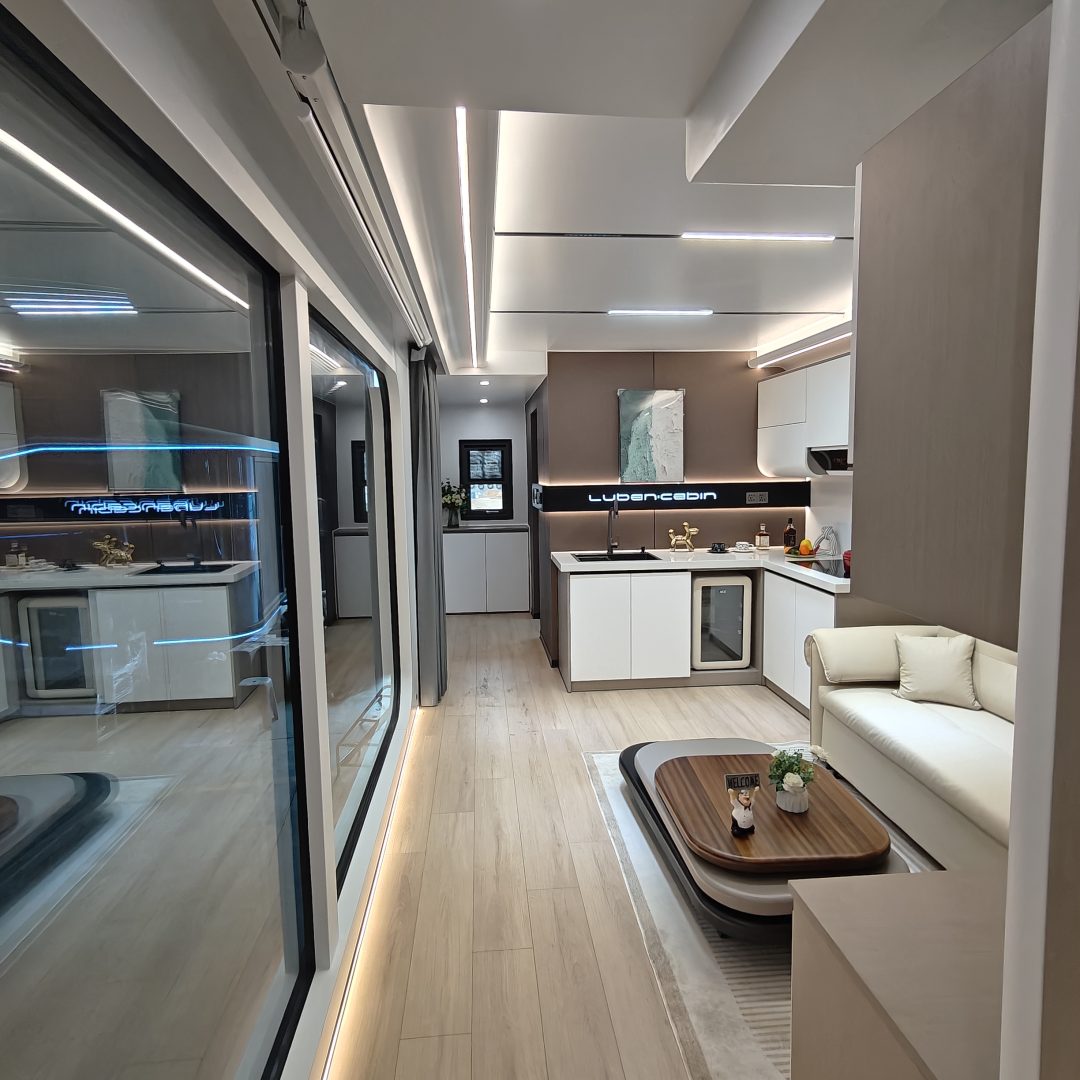 LUBAN Capsule House S70